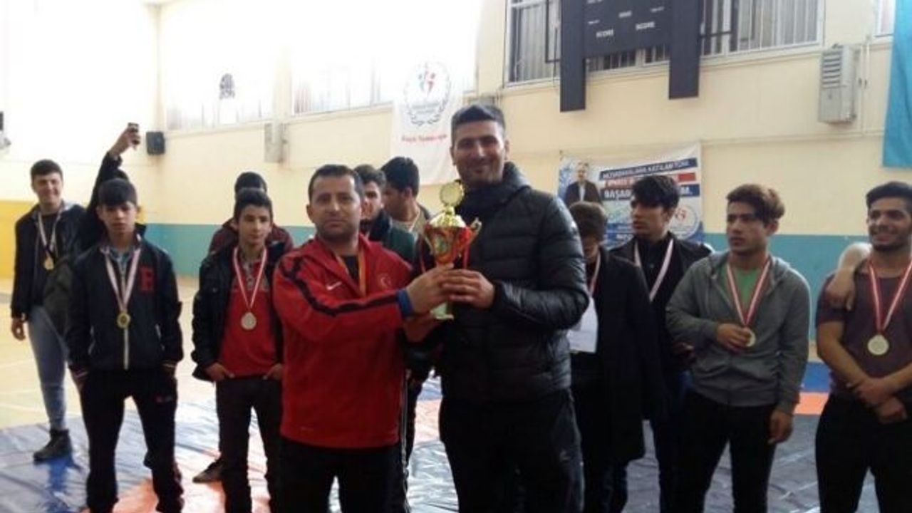 Adilcevaz Anadolu İmam Hatip Lisesi il birincisi oldu - Kahramanmaraş ...