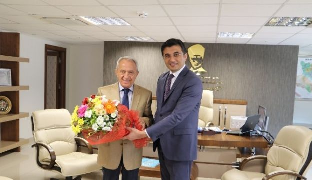 Coşkun, Başkan Selçuk’u makamında ağırladı - Kahramanmaraş Haber - K ...